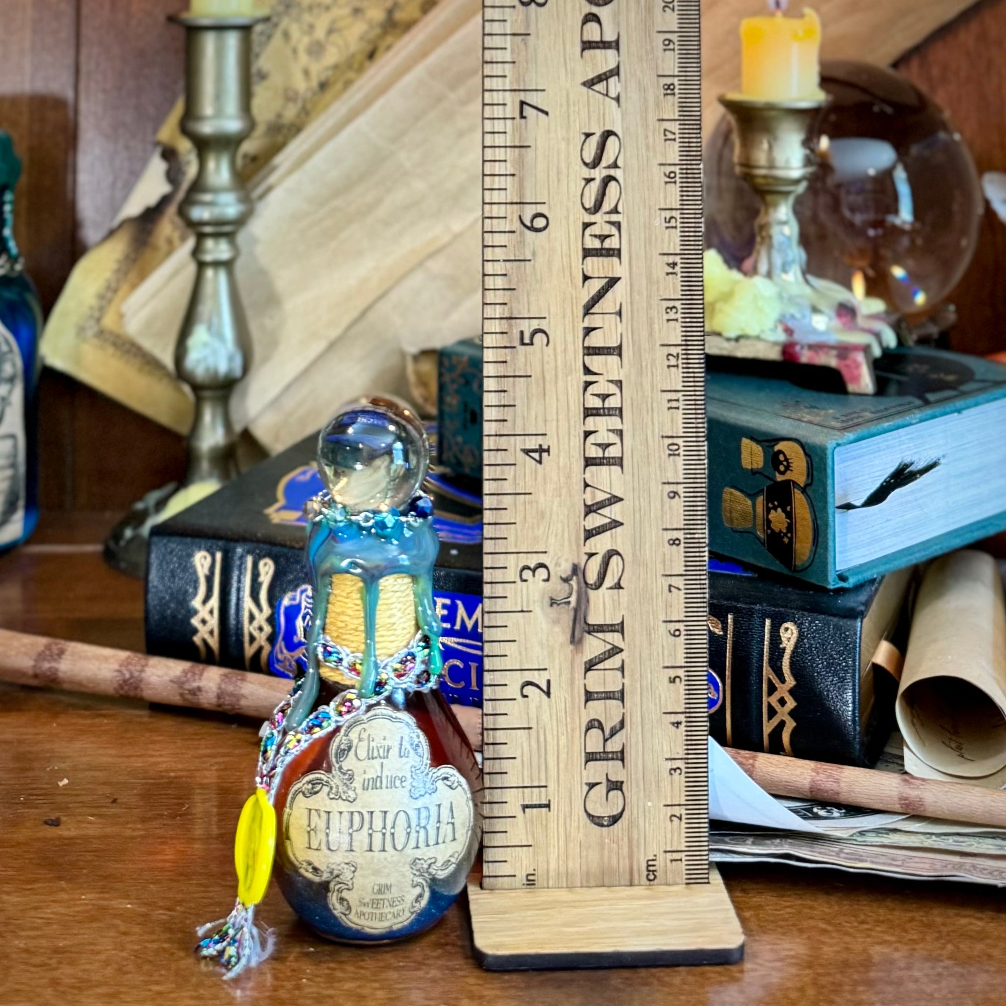 Elixir to Induce Euphoria, A Color Changing Potion Bottle Prop – Grim ...