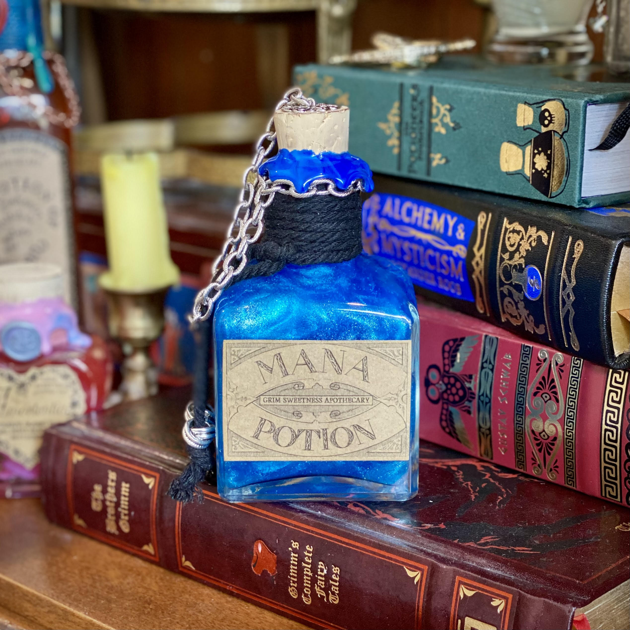 Mana Potion, A Color Changing Potion Bottle Prop – Grim Sweetness ...