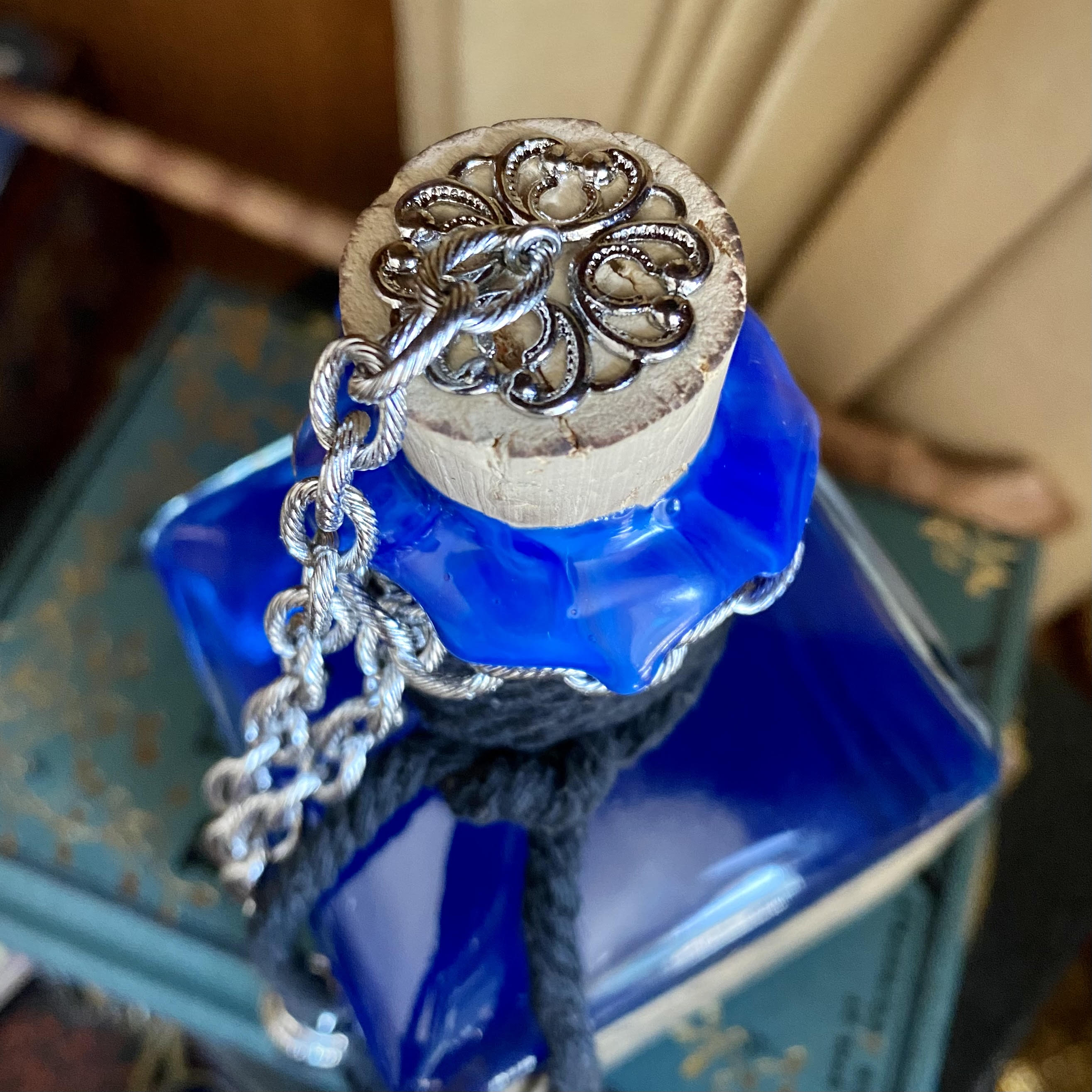 Mana Potion, A Color Changing Potion Bottle Prop – Grim Sweetness ...